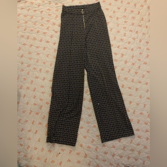 Zara | Pants & Jumpsuits | Zara Zipper Front Patterned Flares | Poshmark